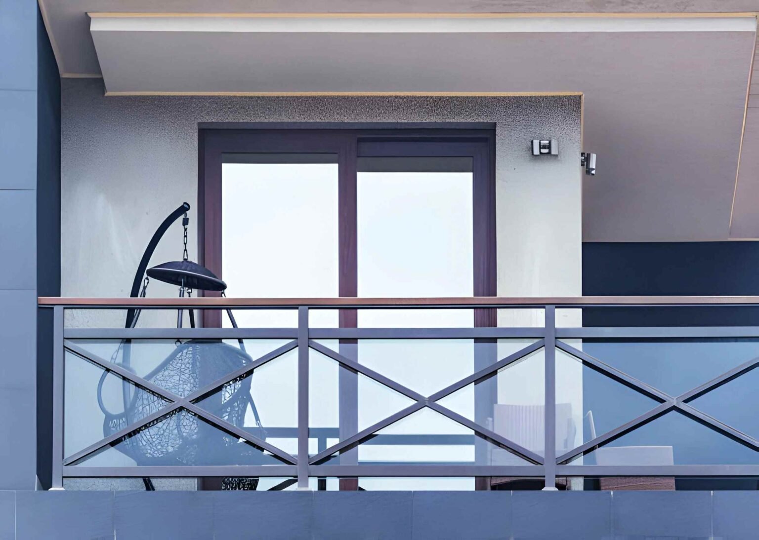 17 Modern Grill Design for Balcony - TrendOnlIfeStyle