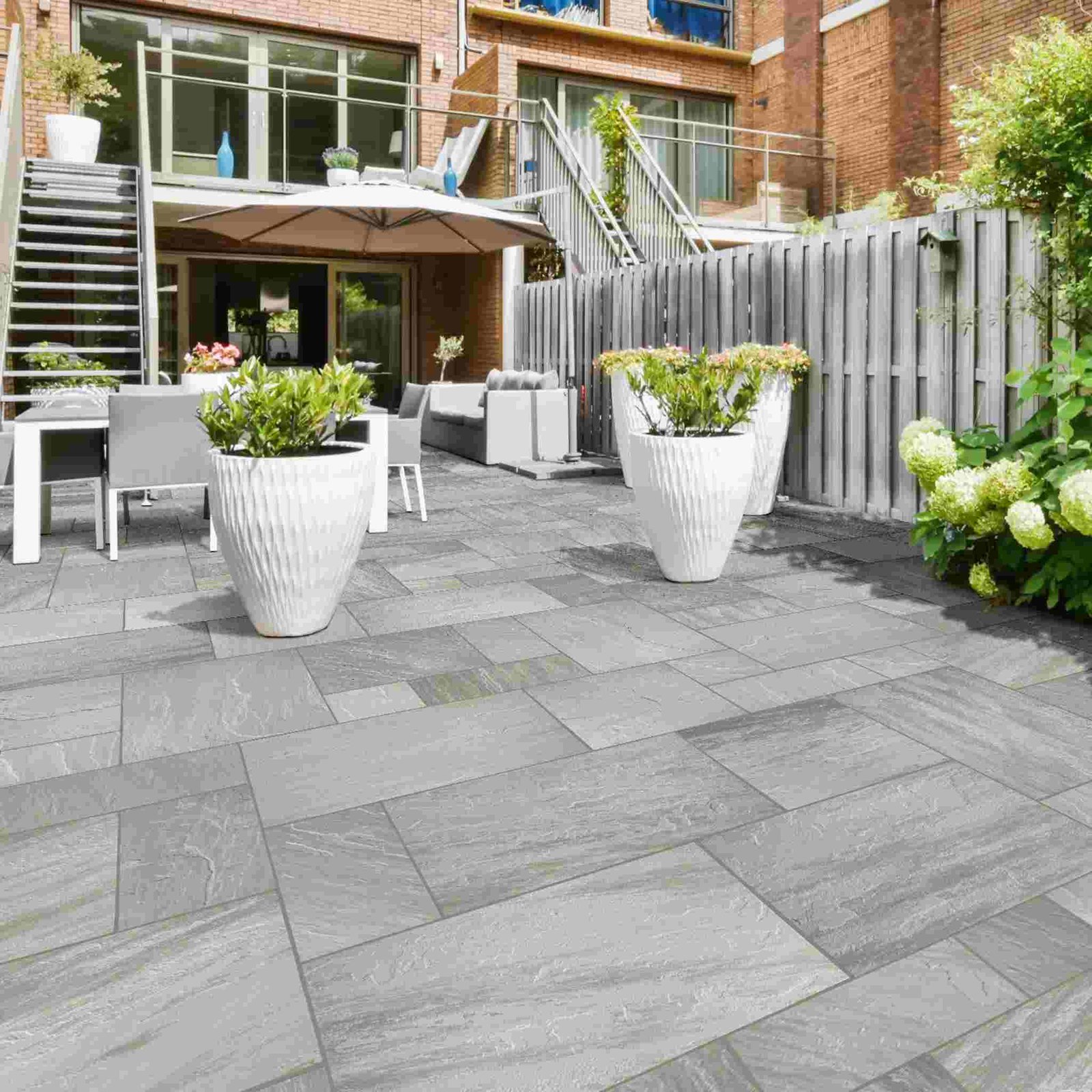 14 Trendy Balcony Tiles Ideas for Elegant Outdoor Design - TrendOnlIfeStyle
